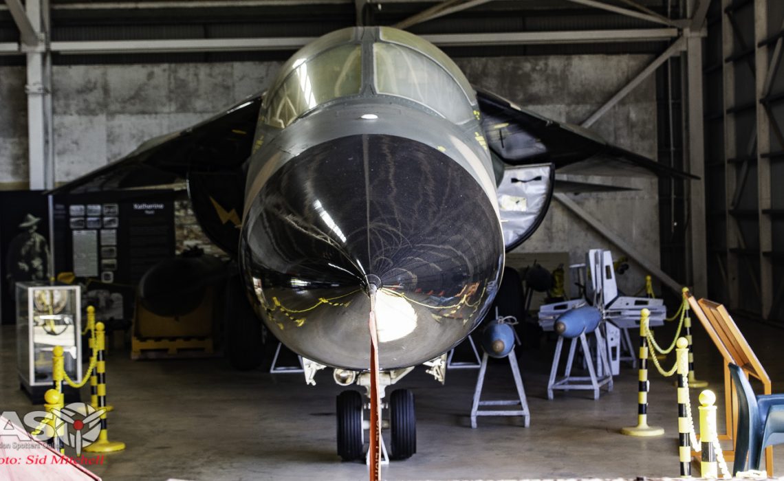 Walkaround F-111C A8-113 - Aviation Spotters Online